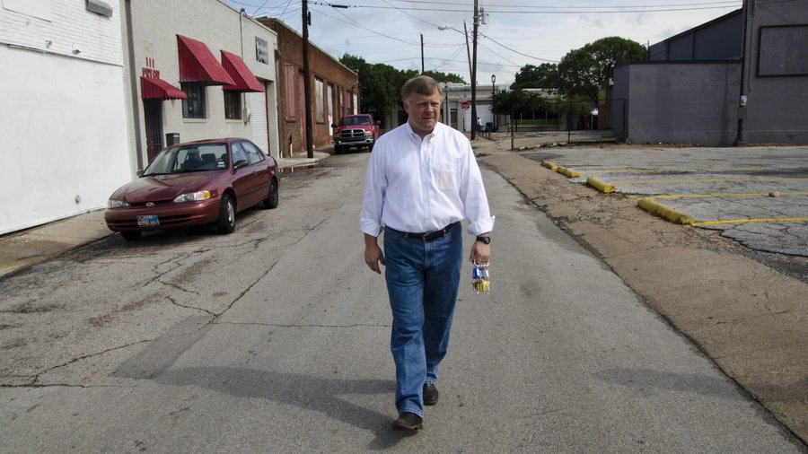 Deep Ellum finds unlikely champion in developer Scott Rohrman - Dallas ...