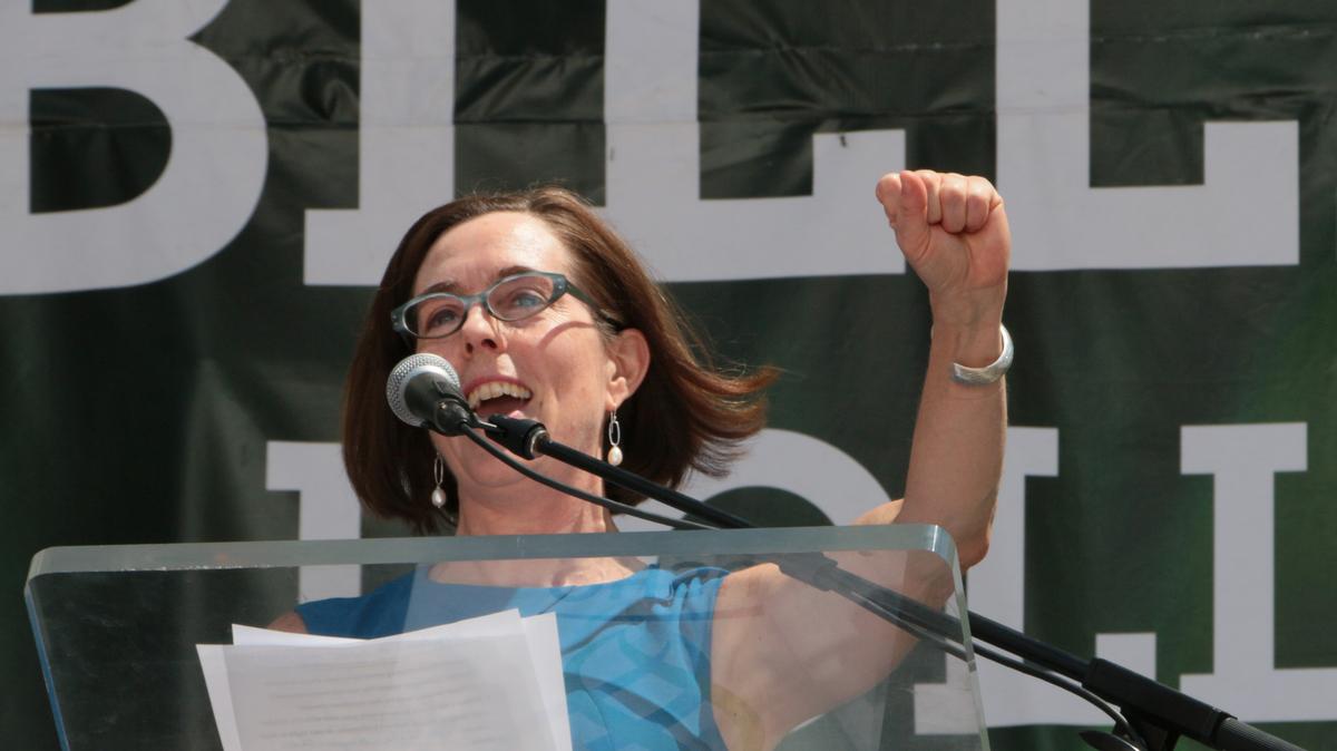 Kate Brown signs Oregon free-tuition bill into law - Portland Business ...