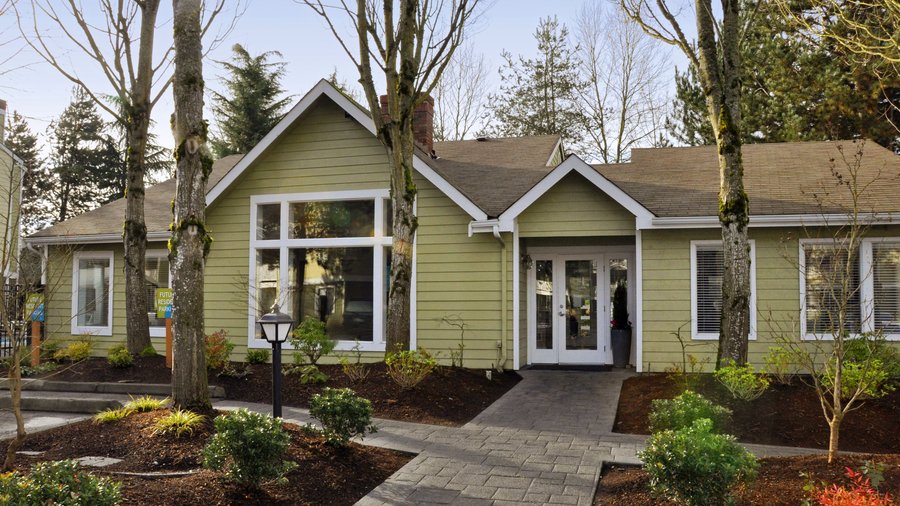 $43M sale: Even apartment investors recycle in Seattle - Puget Sound ...