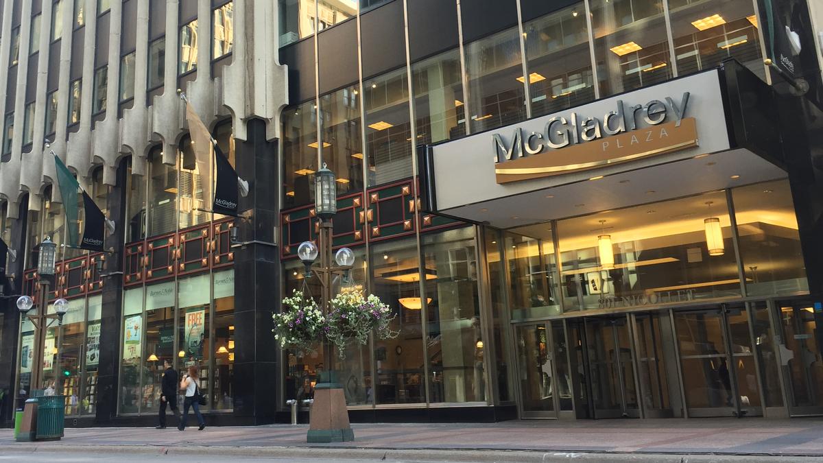 For sale: Pohlad-owned McGladrey Plaza office tower on Nicollet Mall ...