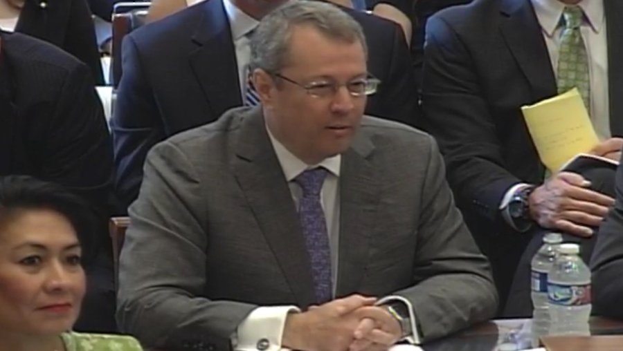 David Porter tells Congress to lift the ban on exporting crude oil ...