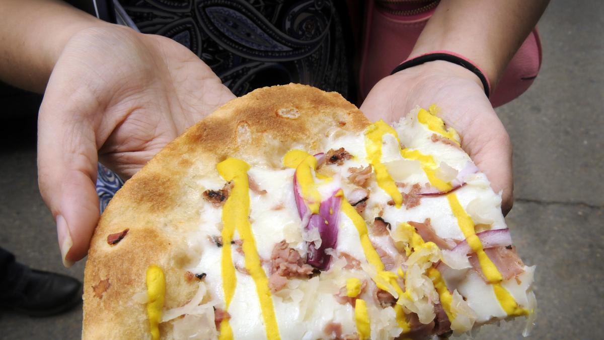 How to eat extreme food at the California State Fair without getting ...