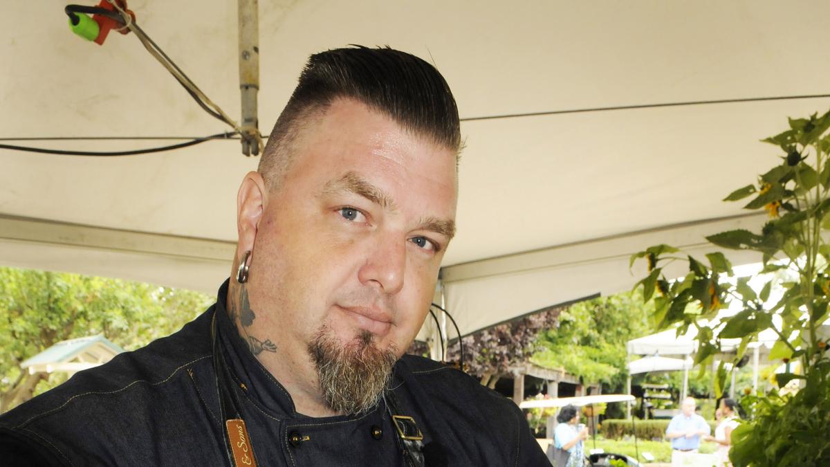 Look for local chef Keith Breedlove on 'Man vs Child: Chef Showdown ...