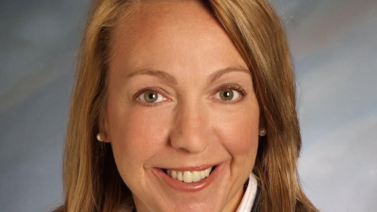 Kathryn Albright knows bankers can’t be anti-social - Denver Business ...