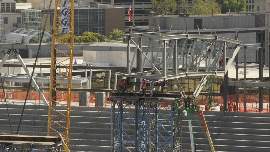 Arena builders begin installing ginormous roof trusses - Sacramento ...