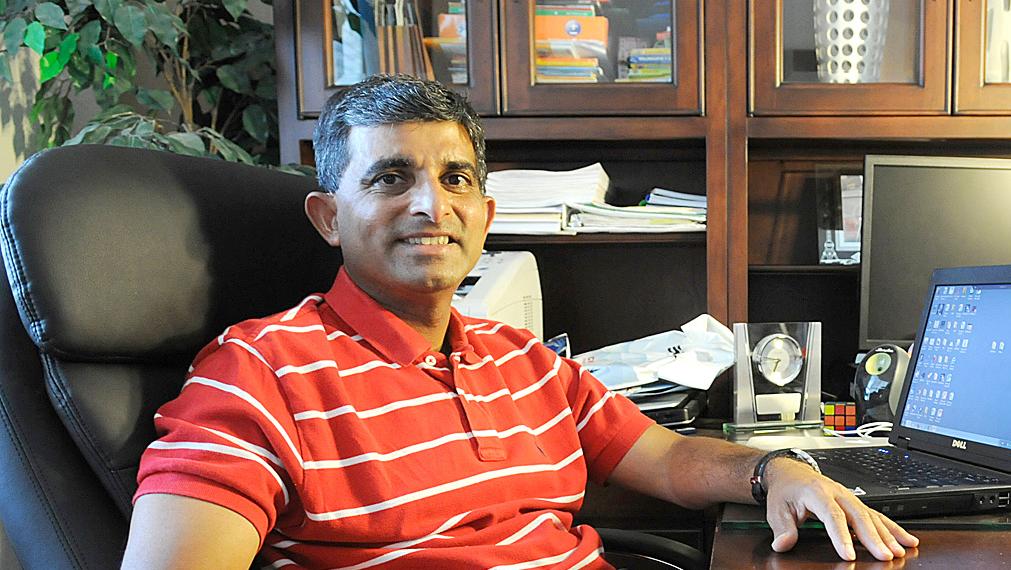 Former Sacramento State business school dean Sanjay Varshney accepts ...