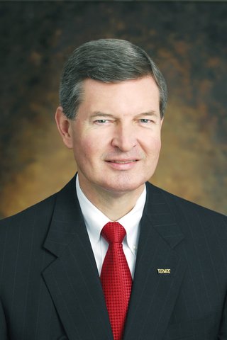 BB&T CEO Kelly King: Technology is key to SunTrust merger - Charlotte ...