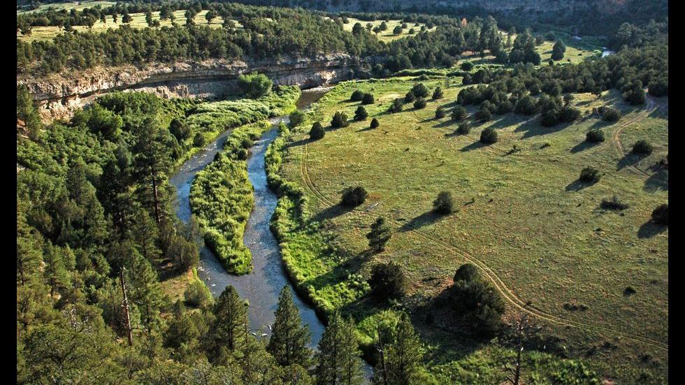 Take a peek inside Jane Fonda's New Mexico ranch near Santa Fe, on the ...