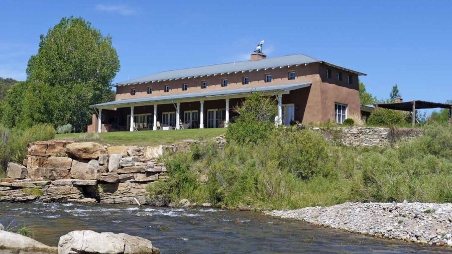 Take a peek inside Jane Fonda's New Mexico ranch near Santa Fe, on the ...
