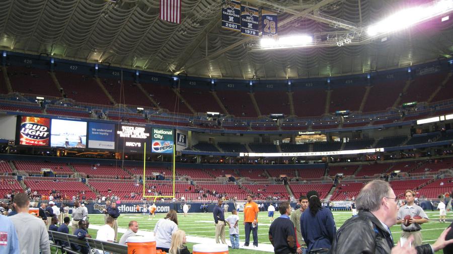 As season approaches, thousands of Rams tickets go unsold - St. Louis ...