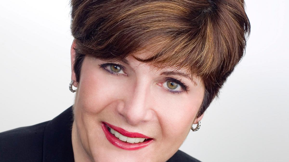 Joni Daniels gives her advice on striving for success while avoiding ...