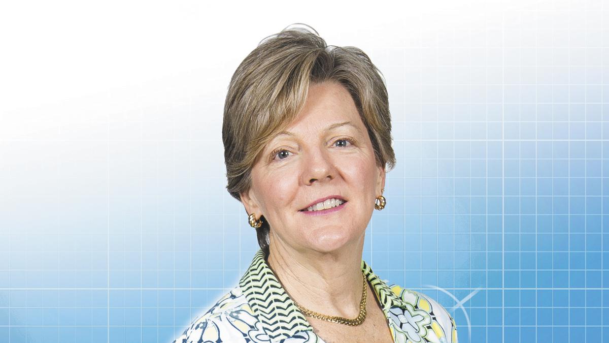 Lisa Lyle, Head of school, Mary Institute Country Day School (MICDS ...