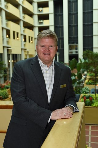 Dale Gustafson honored with Hilton Hotel's ‘CEO Light & Warmth’ award ...