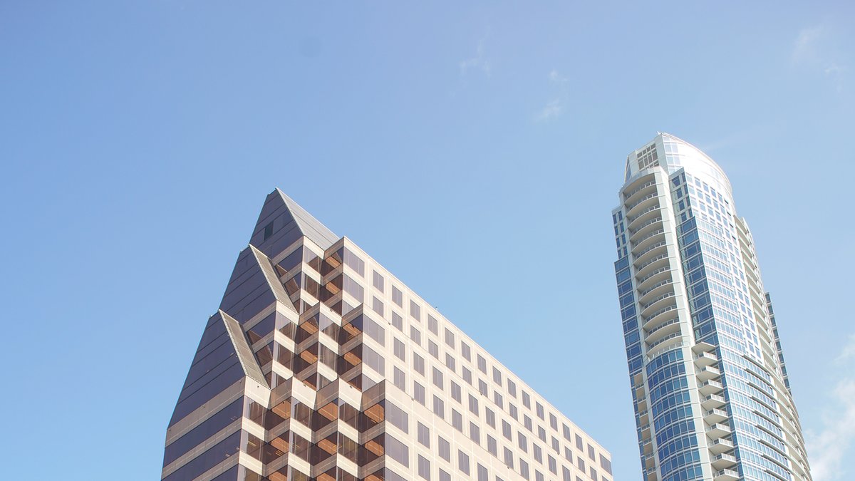 Carr Properties buys 100 Congress tower in downtown Austin - Austin ...
