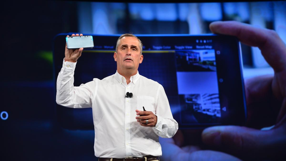 Intel gets good reviews as its big show continues - Portland Business ...