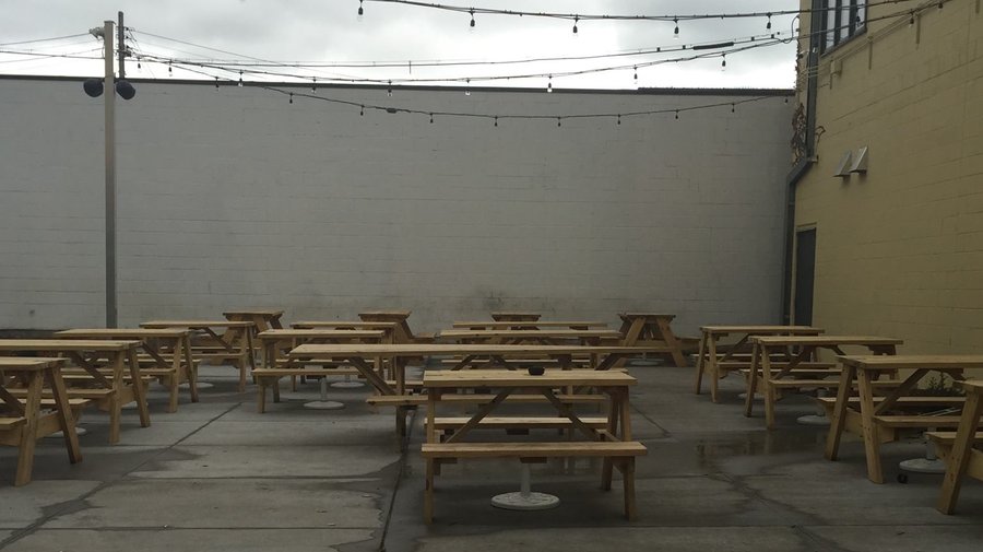 Dinkytown's Library bar opens game-day patio - Minneapolis / St. Paul ...