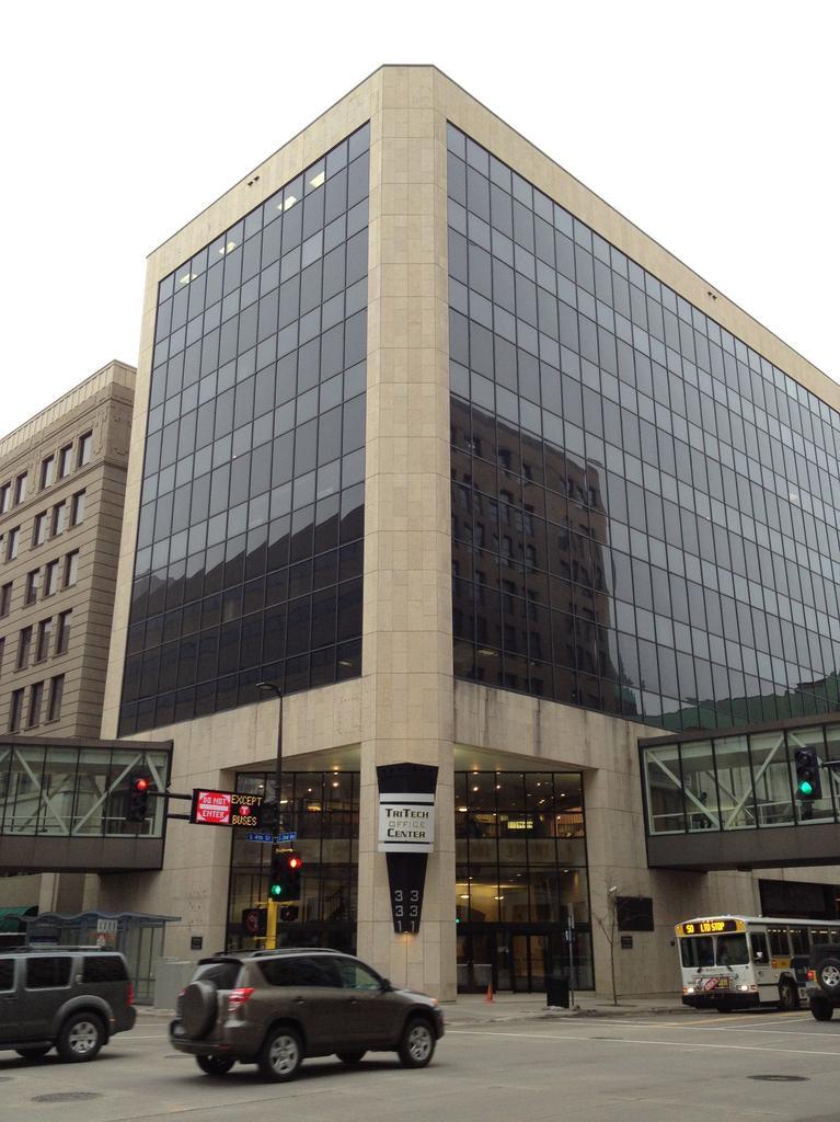 Romanek Properties buys Jerry Trooien's former Tri-Tech Office Center ...