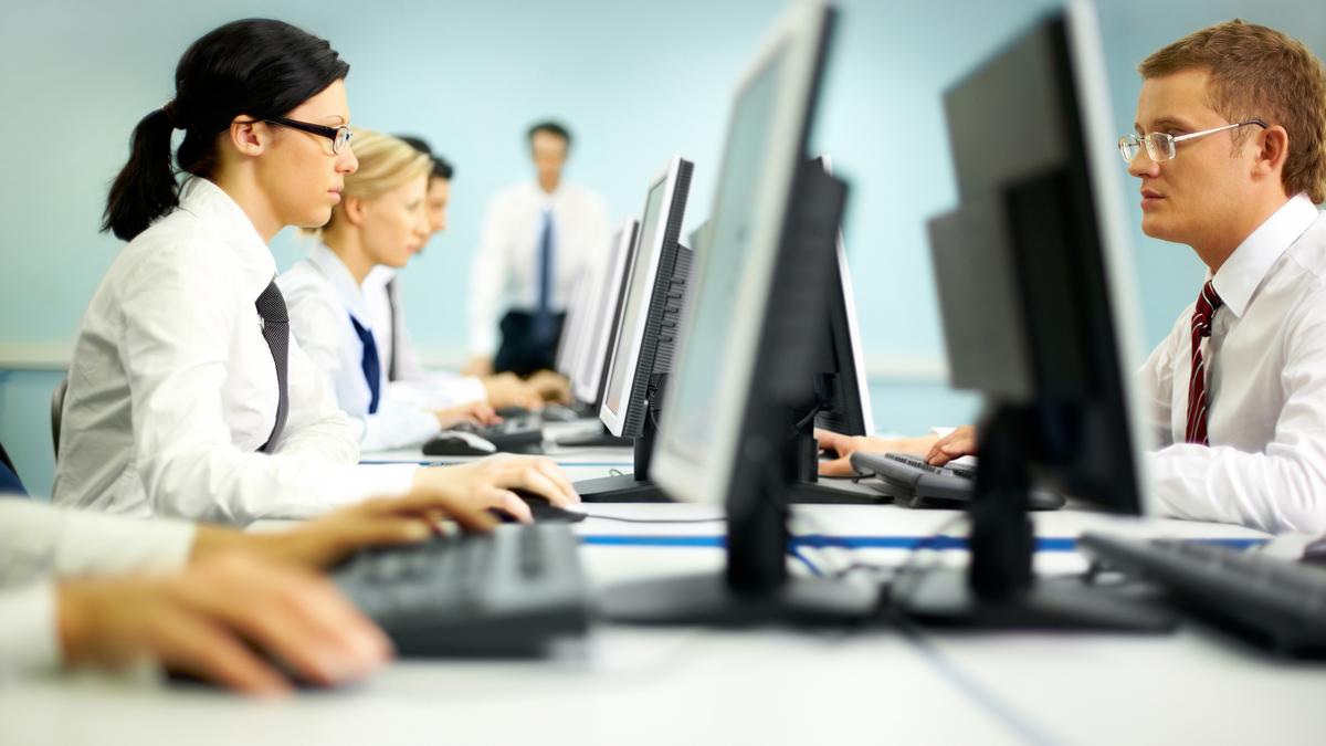 How to compare Microsoft Office 365 with hosted desktops for business ...