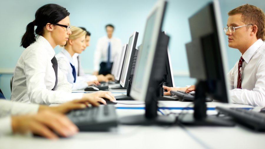 How to compare Microsoft Office 365 with hosted desktops for business ...