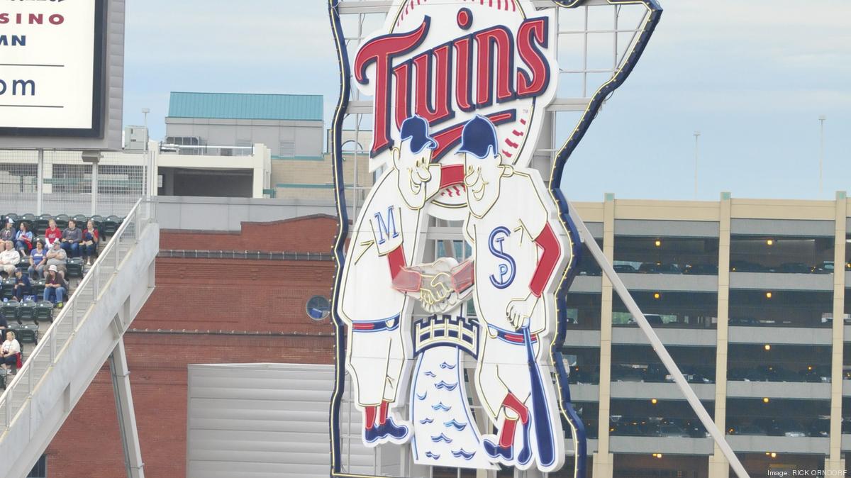 Target Field food workers plan strike for Dodgers/Twins game ...