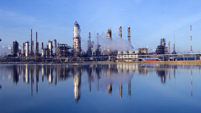 Exxon Mobil starts up large-scale plastic recycling plant in Baytown ...