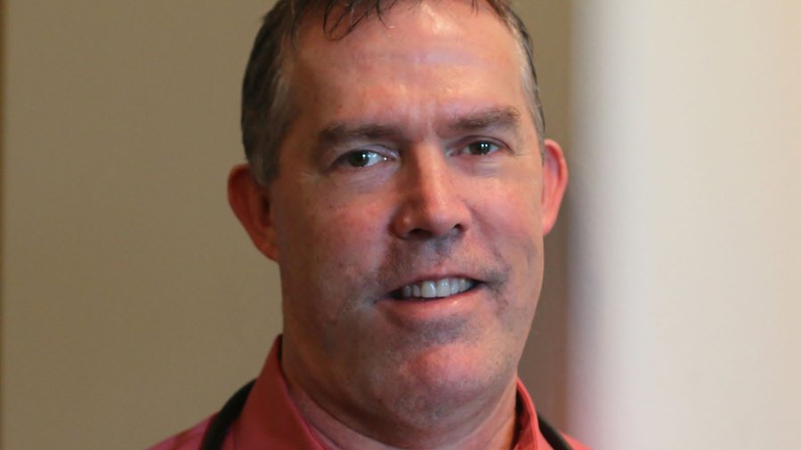 Dr. Graeme Tolson