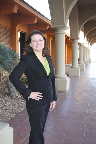 El Pinto twins; U.S. Bank president, Paul DiPaola; Cynthia Schultz ...