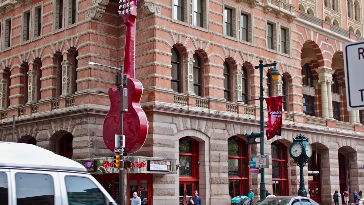 Mission to improve Reading Terminal Headhouse is challenging ...