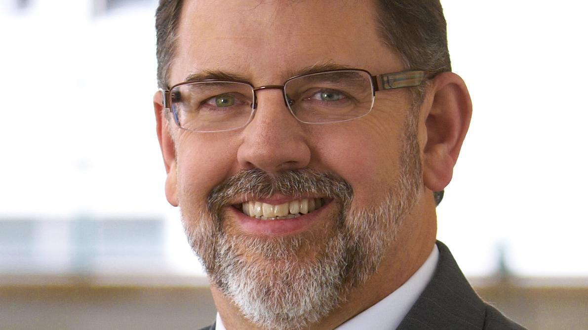 AT&T CFO John Stephens retiring after 28 years with company ...