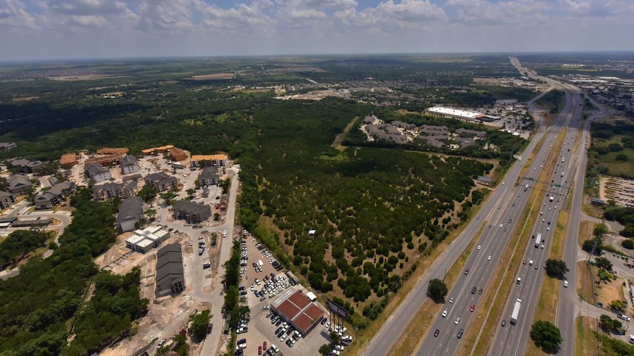 Upscale shooting facility The Range under construction in South Austin ...