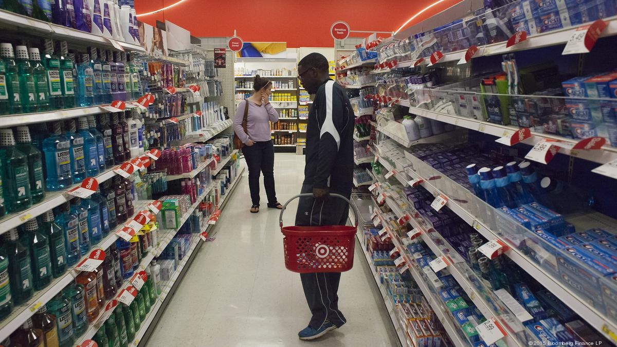 Chicago Target with in-store bar puts up signs confirming October ...