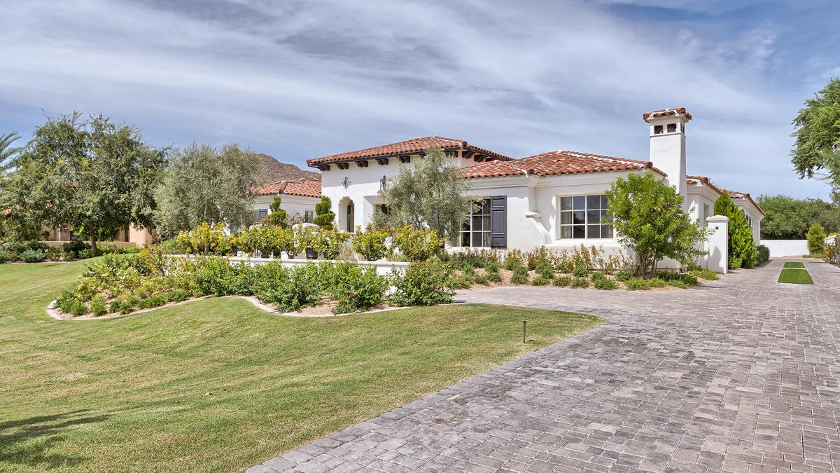 Bud Selig's daughter Wendy Selig-Prieb selling Scottsdale mansion for ...