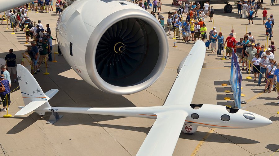 Engineless airplane built to reach edge of space plans test flight from ...