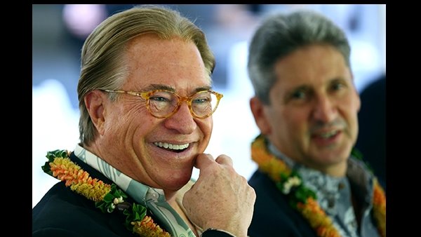 Dods and Shidler receive international business leadership award ...