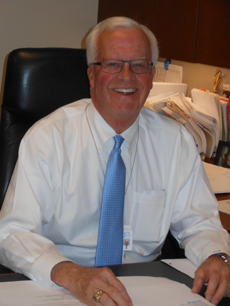 Overlake Medical Center chief Craig Hendrickson to retire - Puget Sound ...