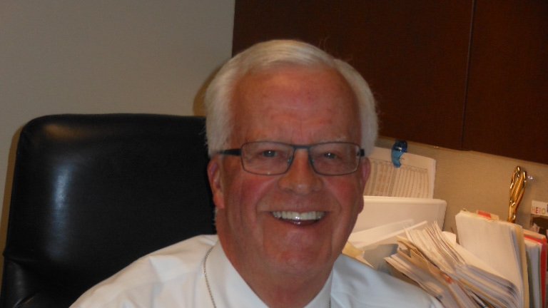 Overlake Medical Center chief Craig Hendrickson to retire - Puget Sound ...