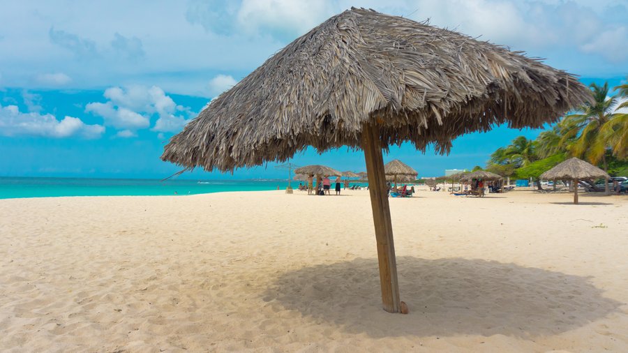 Toronto, Cancun among CLT's top international flight destinations ...