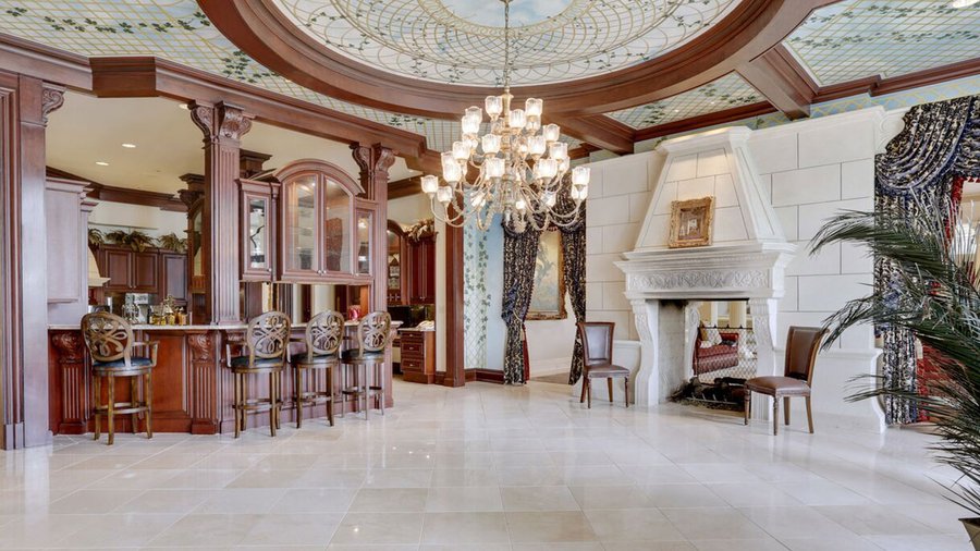 7 Montagel Way – Alabama's largest mansion – has a new owner ...
