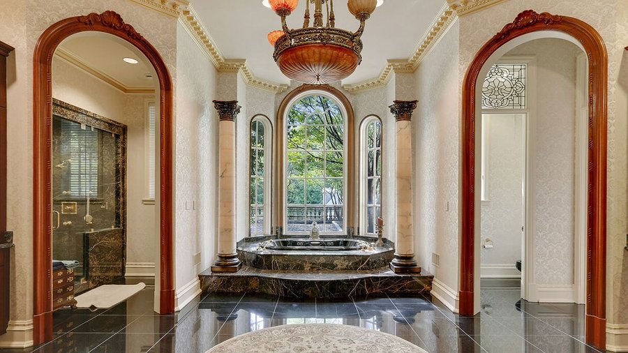 7 Montagel Way – Alabama's largest mansion – has a new owner ...