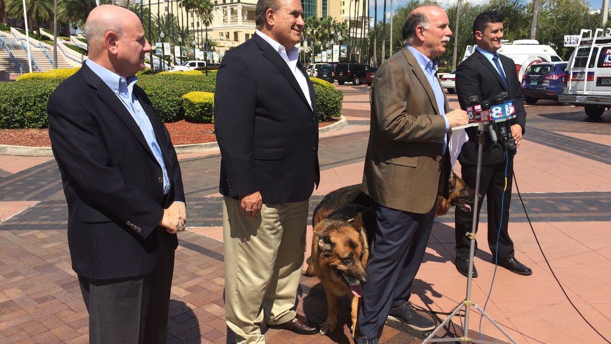 Richard Gonzmart, owner of Columbia Restaurant Group, supports mass ...