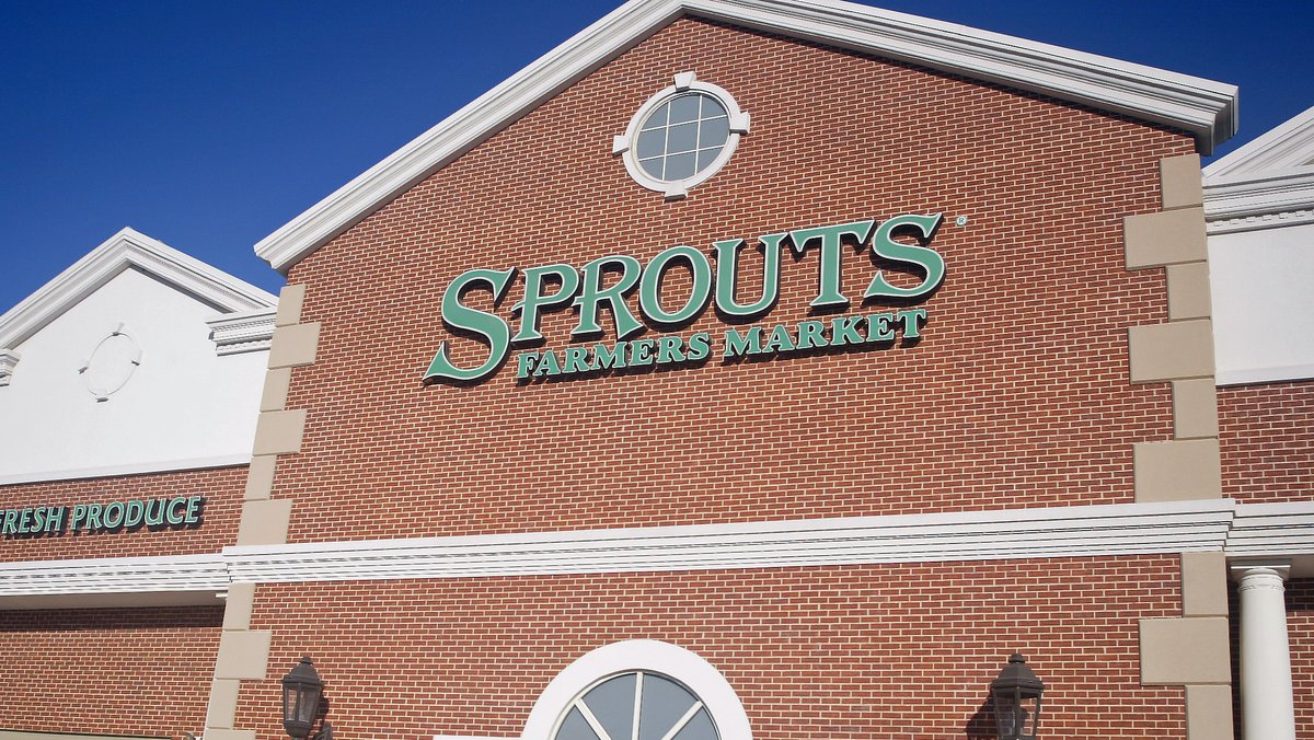 Sprouts to open in Oak Cliff this summer - Dallas Business Journal