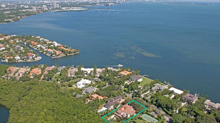 Former Carnival Cruise Lines CEO Bob Dickinson lists Coral Gables home ...