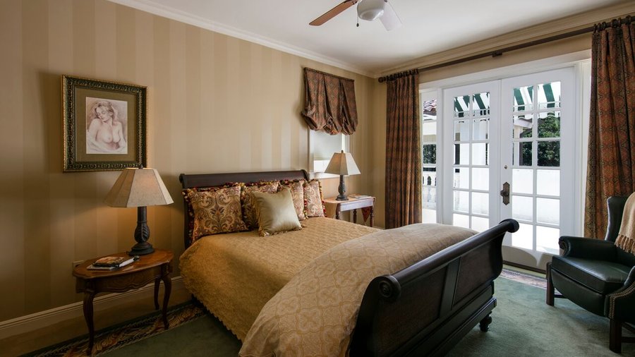 Former Carnival Cruise Lines CEO Bob Dickinson lists Coral Gables home ...