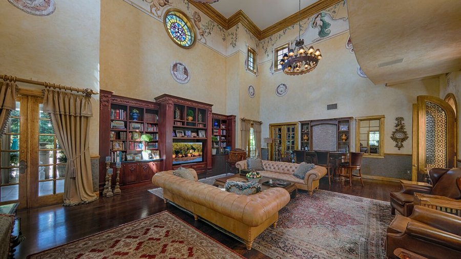 Former Carnival Cruise Lines CEO Bob Dickinson lists Coral Gables home ...