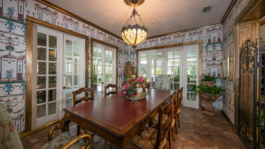 Former Carnival Cruise Lines CEO Bob Dickinson lists Coral Gables home ...