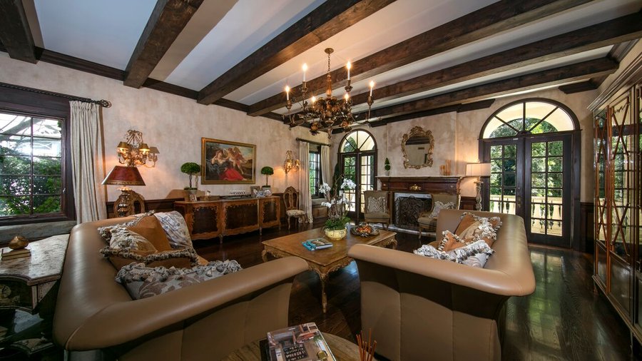 Former Carnival Cruise Lines CEO Bob Dickinson lists Coral Gables home ...