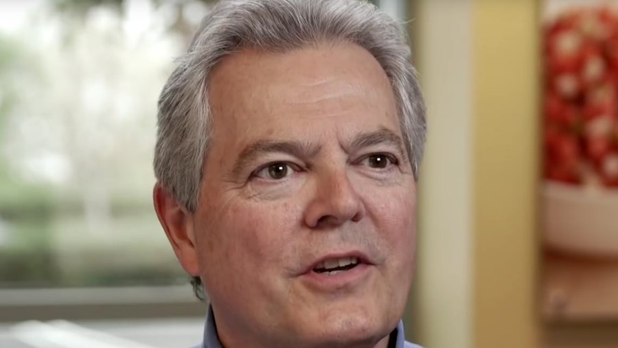 CEO of Colorado's largest restaurant chain Red Robin to retire at end ...