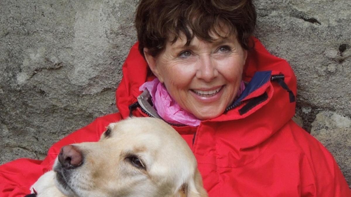 Julia Calhoun's Instagram, Twitter & Facebook on IDCrawl