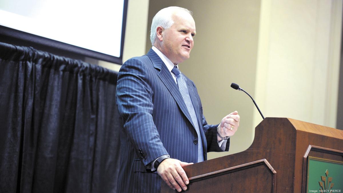 Lowe’s Cos. Inc. CEO Robert Niblock gives UNC Charlotte $2.5 million ...