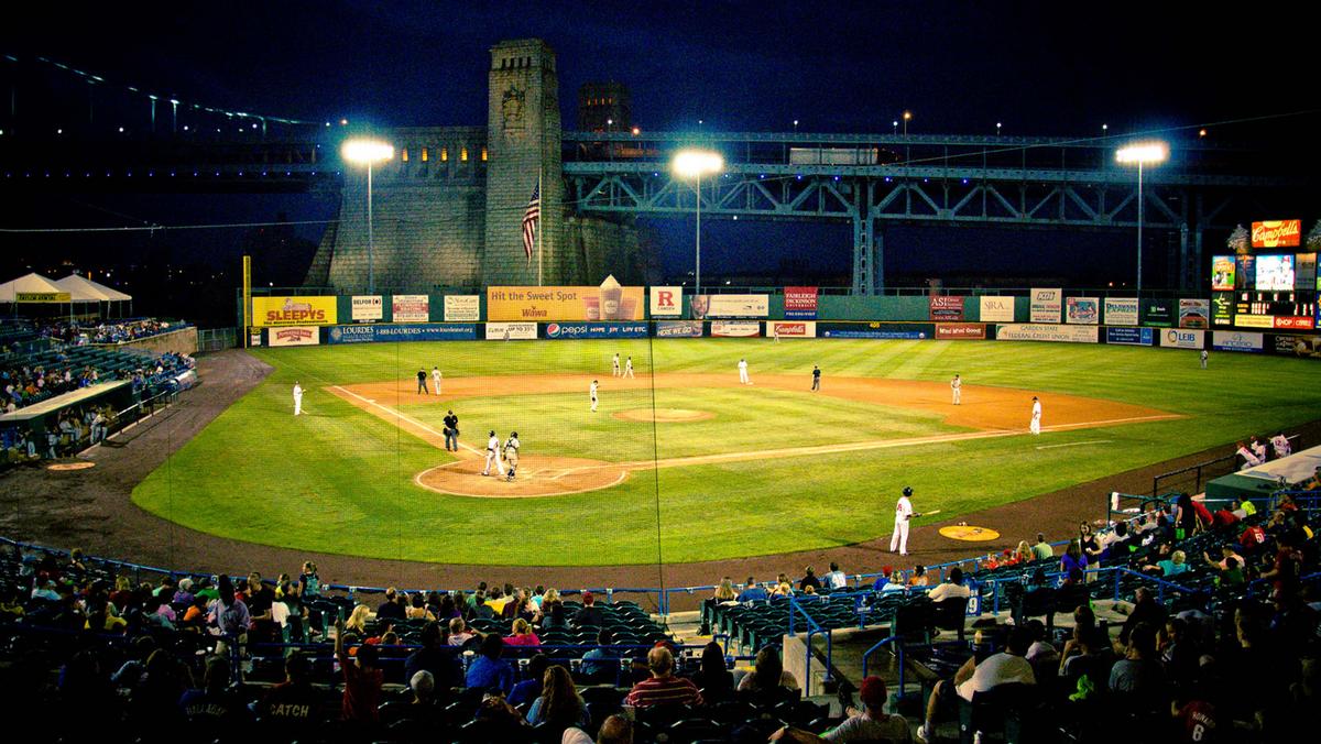 Ron Jaworski Camden Riversharks turf deal - Philadelphia Business Journal
